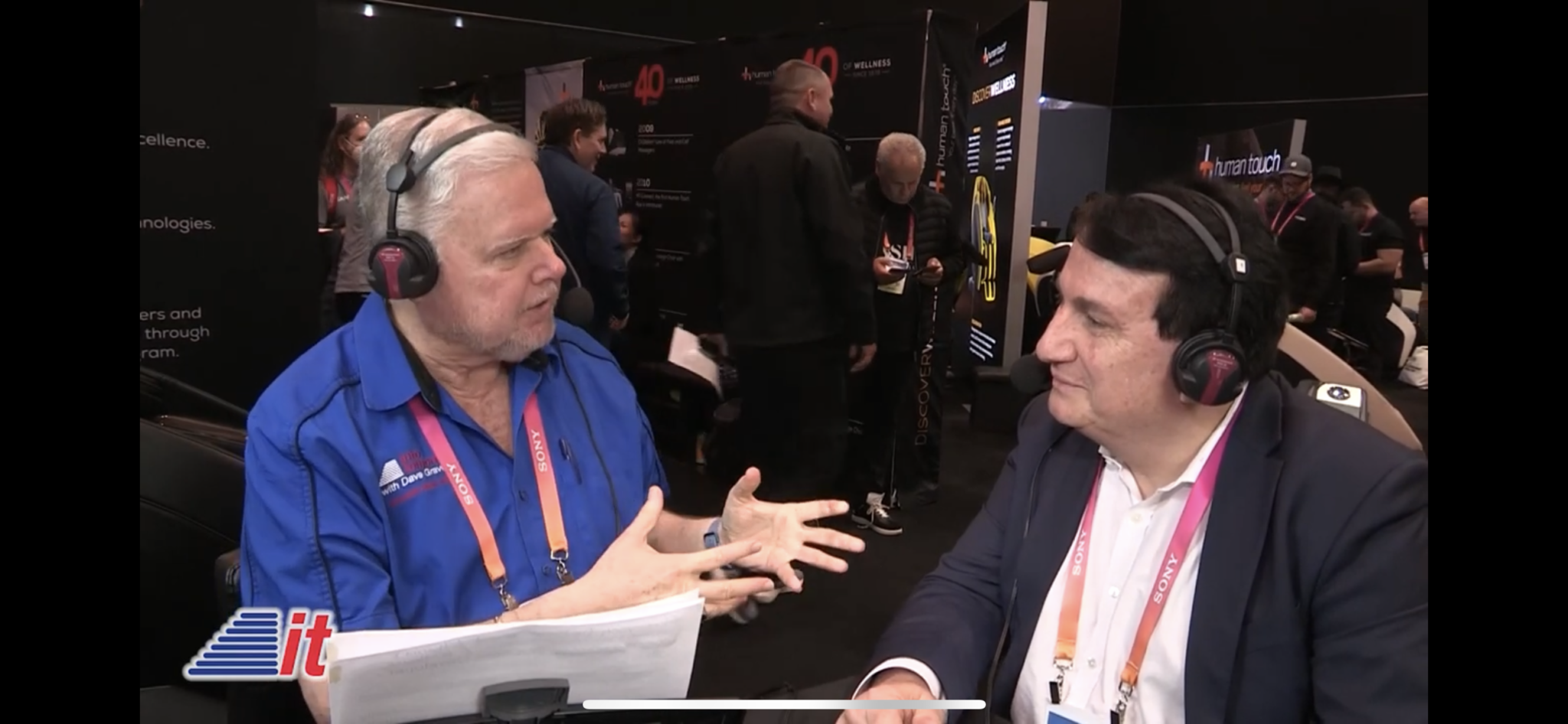 Hydrogen-Powered Flying Racing Cars From MACA At CES 2023 – Into ...