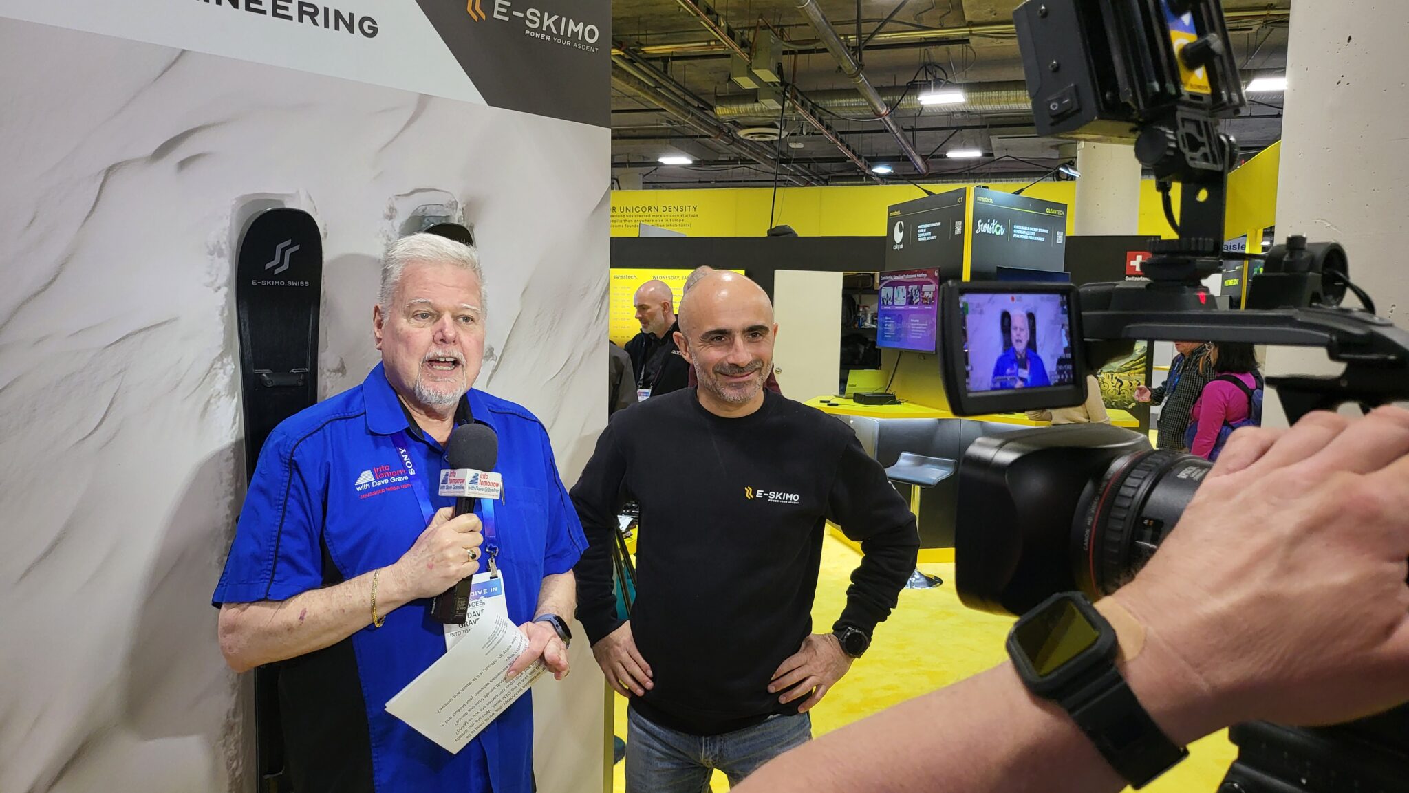 E-Skimo Electric Skis At CES 2025 – Into Tomorrow with Dave Graveline