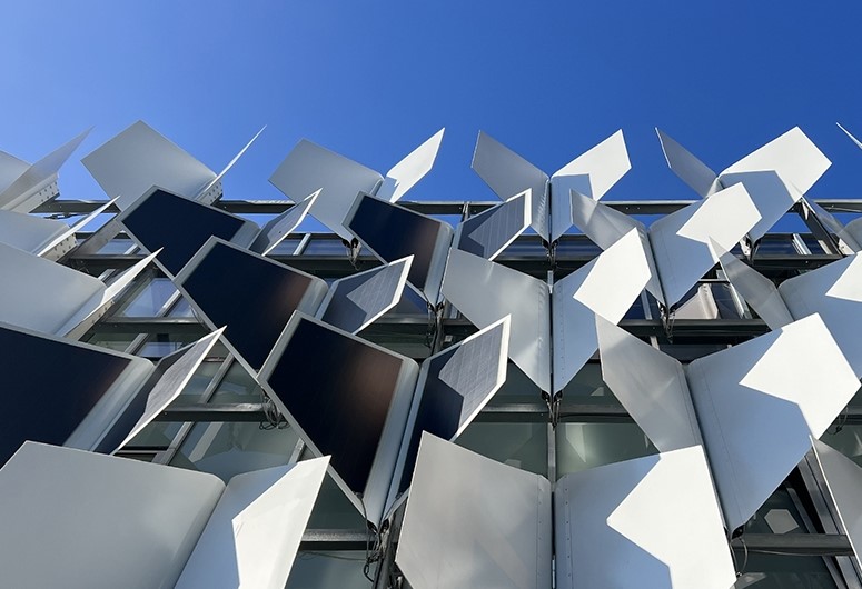 Shape Shifting Building Façade – Into Tomorrow with Dave Graveline